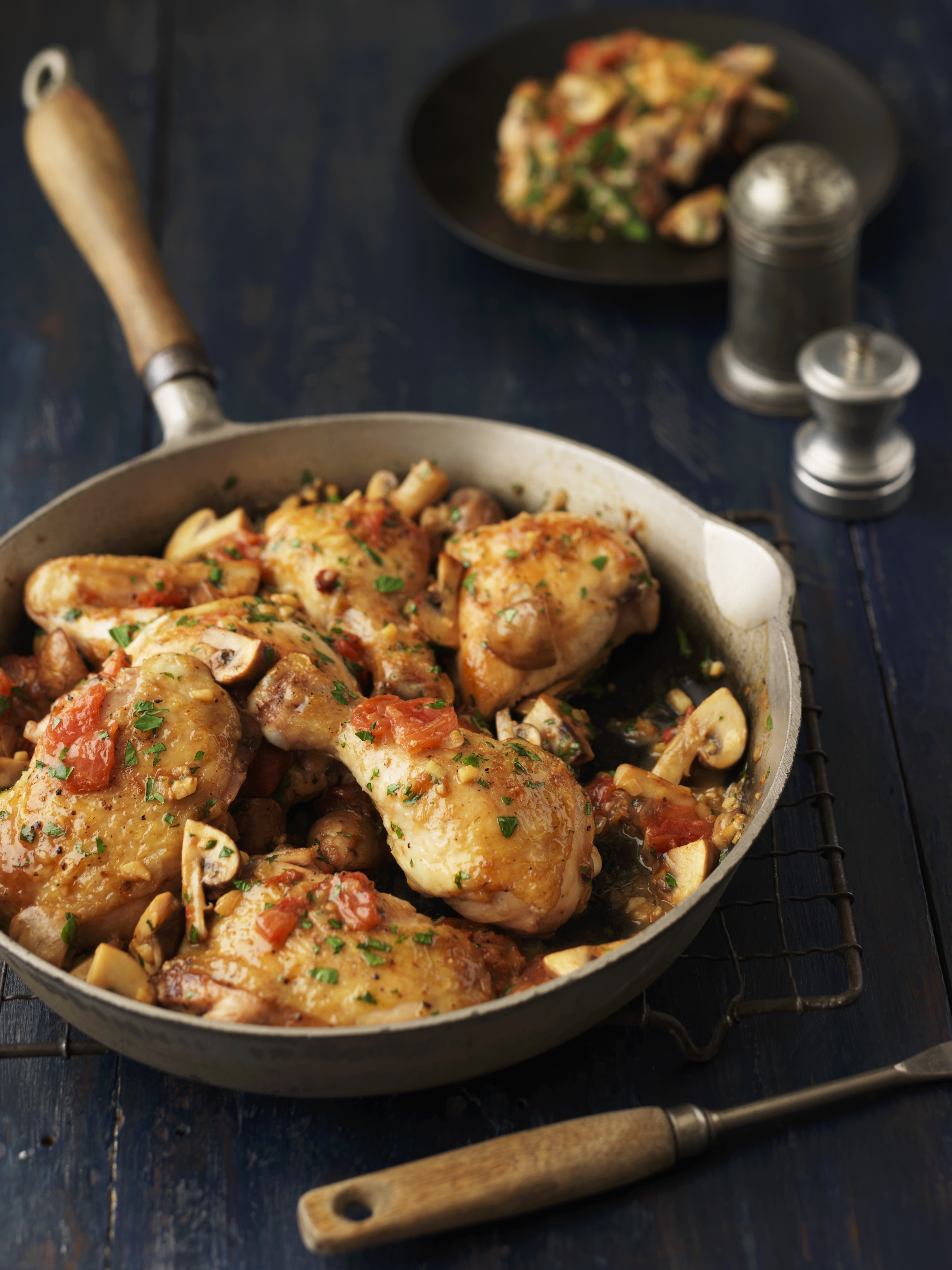 Ricetta Pollo ai funghi in padella | Agrodolce