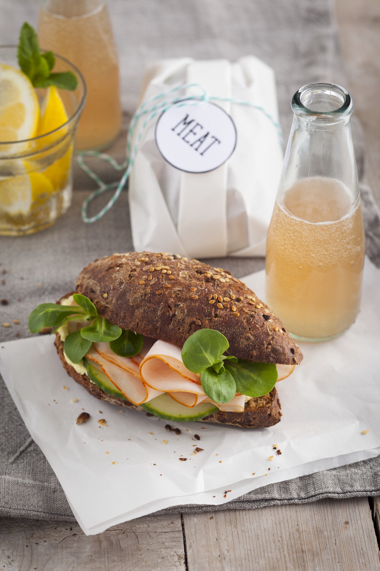 Ricetta Panino integrale farcito | Agrodolce