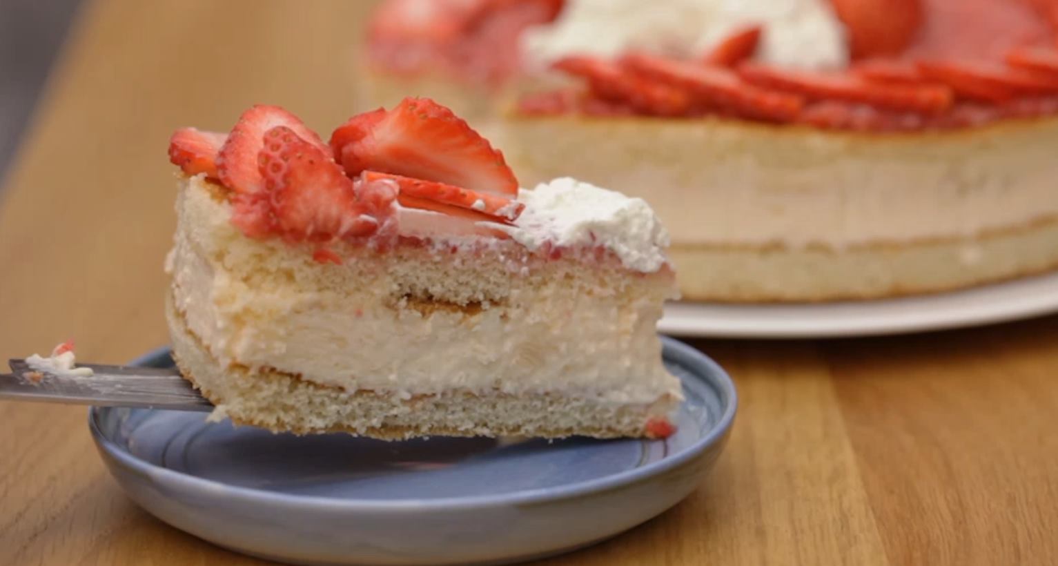 Ricetta Torta fredda di fragole | Agrodolce