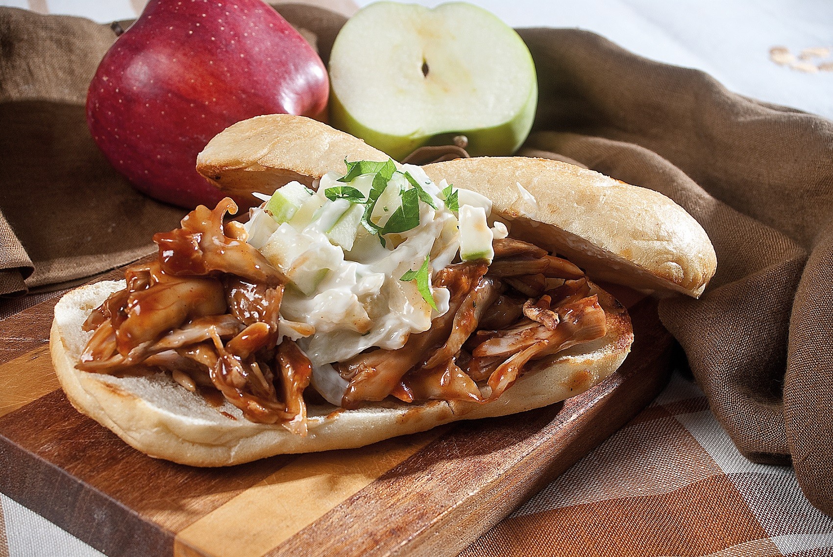 Ricetta Panino con pollo Buffalo | Agrodolce
