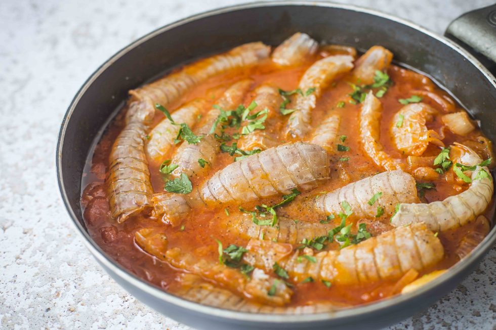 Ricetta Cicale al sugo, pochi semplici ingredienti | Agrodolce
