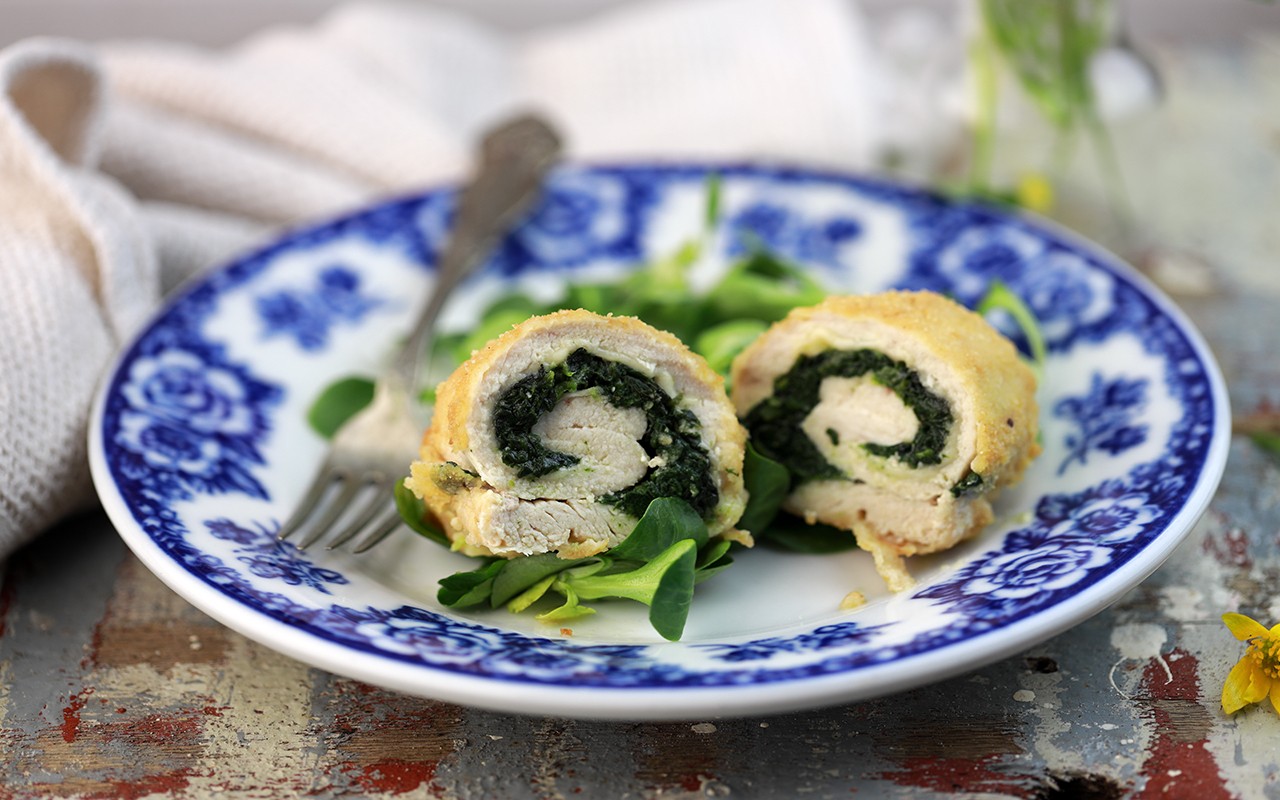 Involtini di pollo panati, con spinaci e formaggio Ricetta- Agrodolce
